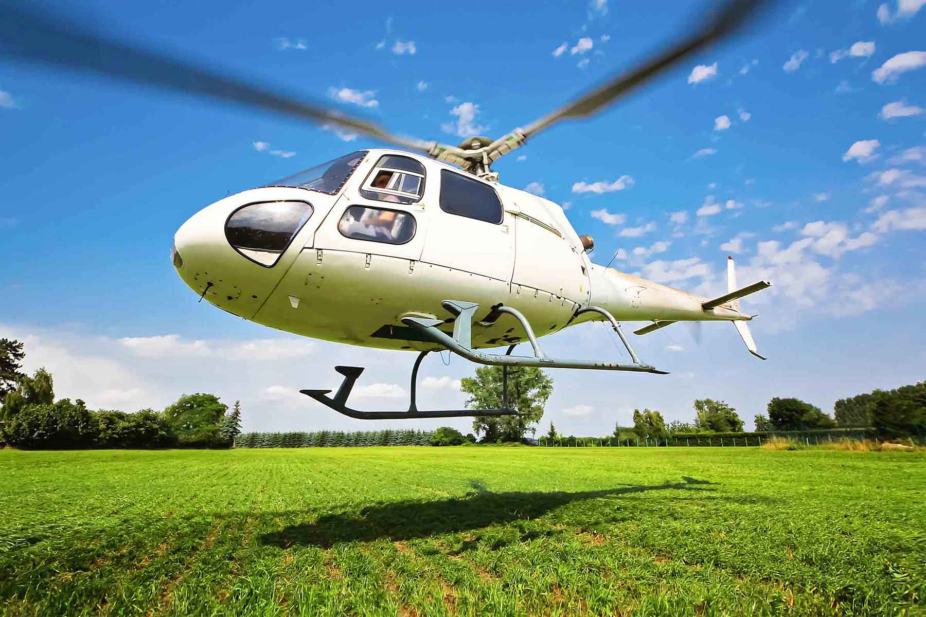The World's Largest Helicopter Can Lift An Airliner With Remarkable ... The World's Largest Helicopter Can Lift An Airliner With Remarkable ...
